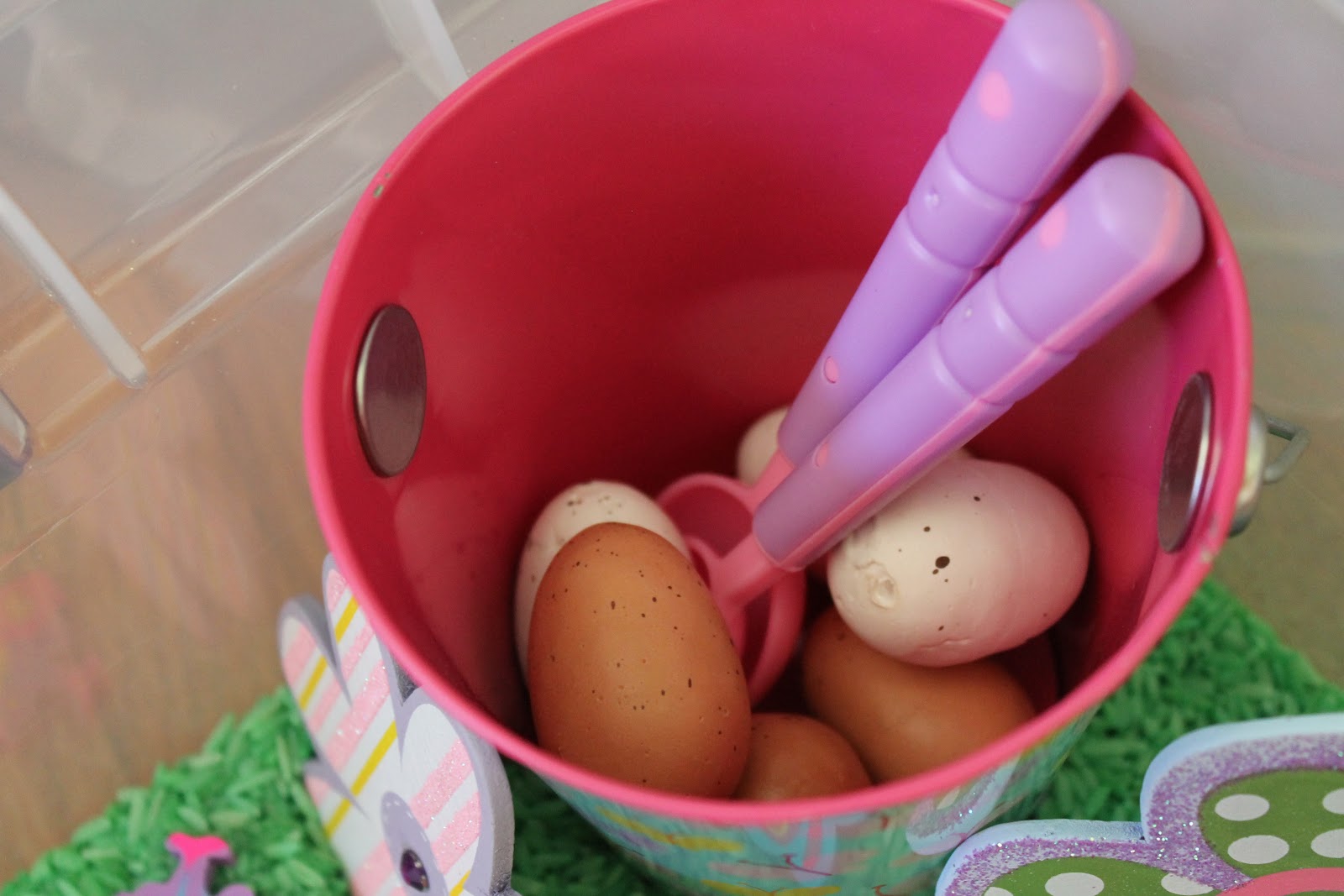 Belle's Butterfly Dreams: Our New Spring Sensory Tub