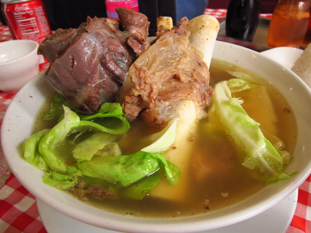 The Legendary Tagaytay Bulalo at Diner's
