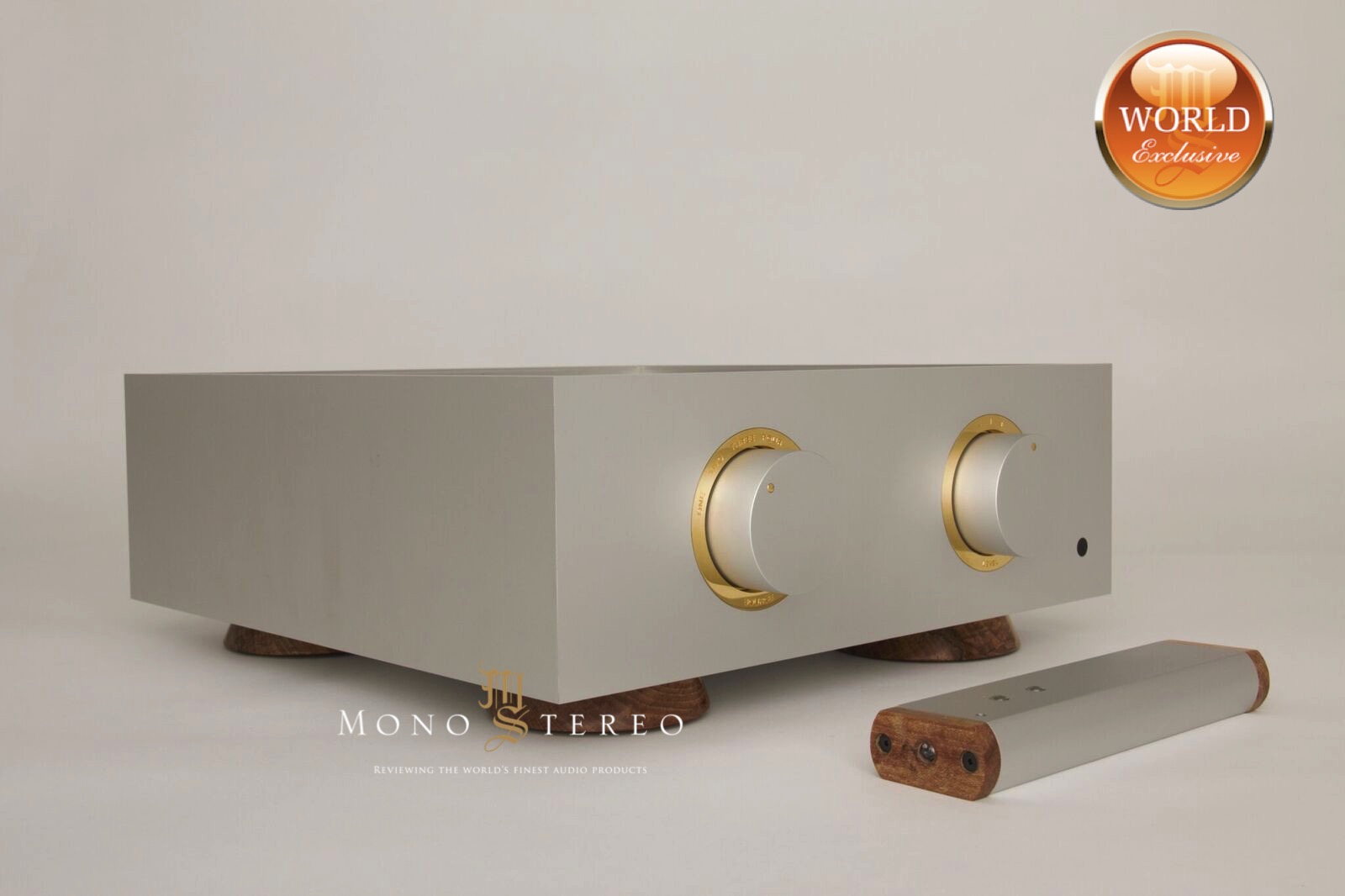 THE BESPOKE AUDIO COMPANY 5TH ANNIVERSARY SPECIAL EDITION PRE-AMPLIFIER ...
