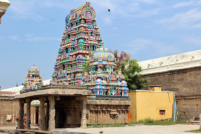 Tamilnadu Tourism: Bhu Varaha Swamy Temple, Srimushnam – The Temple