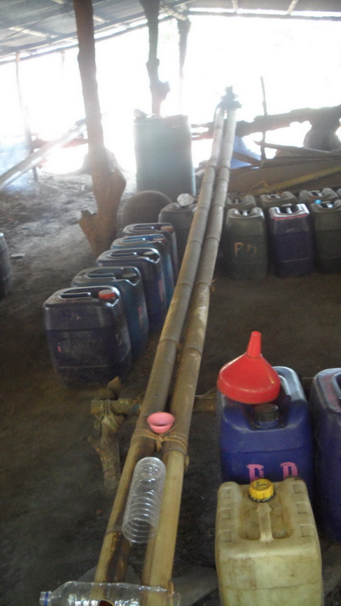 Moke — AINUN ISNAENI