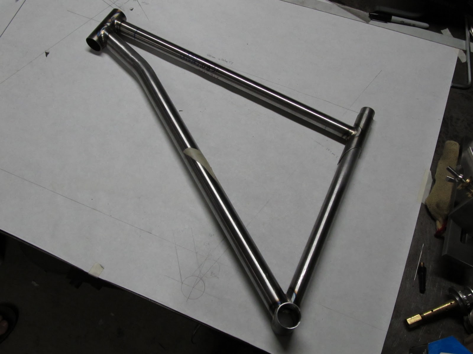 6 Mil Clear Poly Tubing: Triangular Steel Tubing