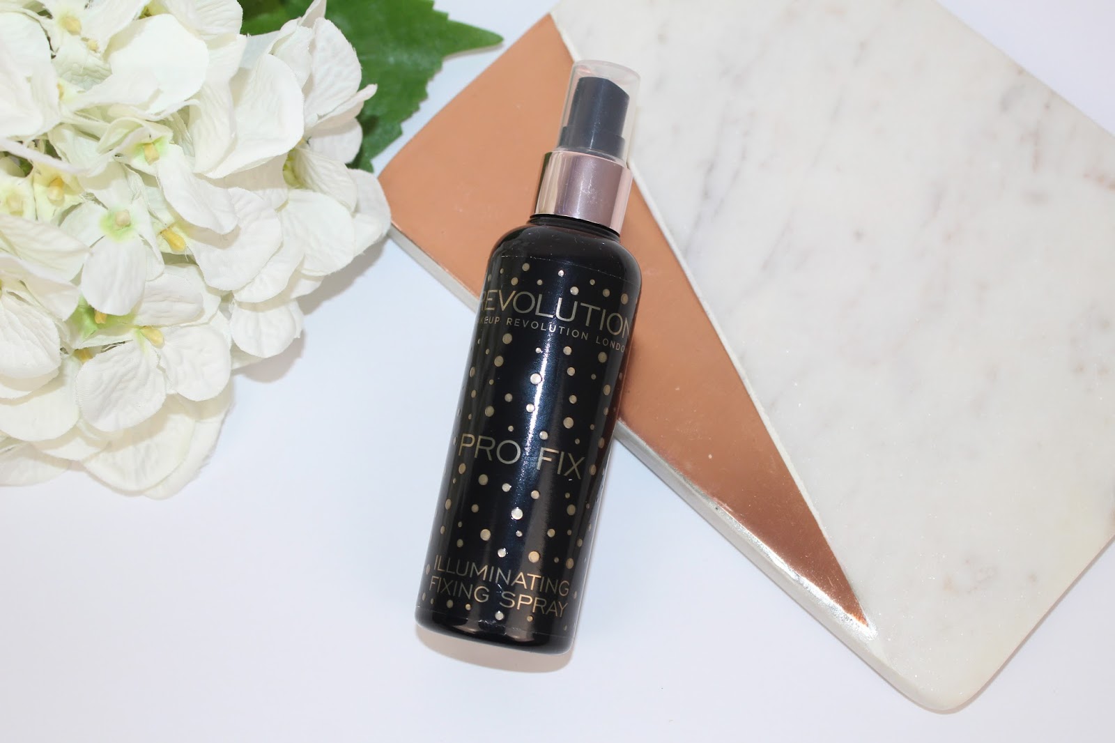 Makeup Revolution Illuminating Fixing Spray Review & Photos | Pink ...