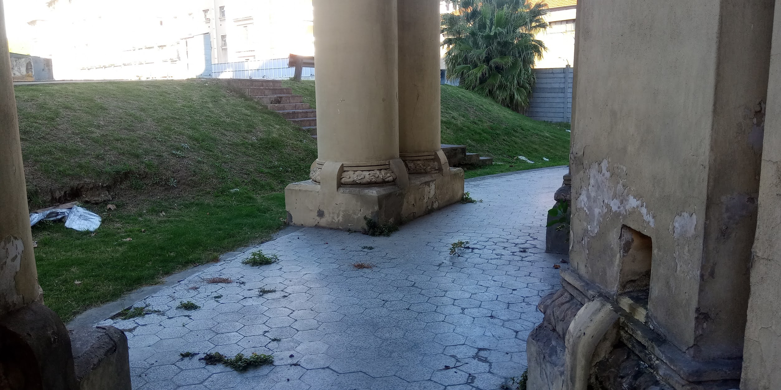 Easy en Palermo, ocupas VIP con contrato vencido desde el 2014