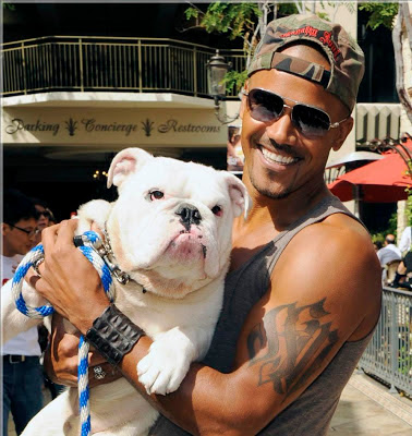 Loving Moore: SHEMAR MOORE Featured Photo 12/4