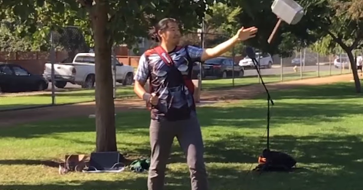 NEWS: Flying Thor's hammer actually comes back | The Test Pit