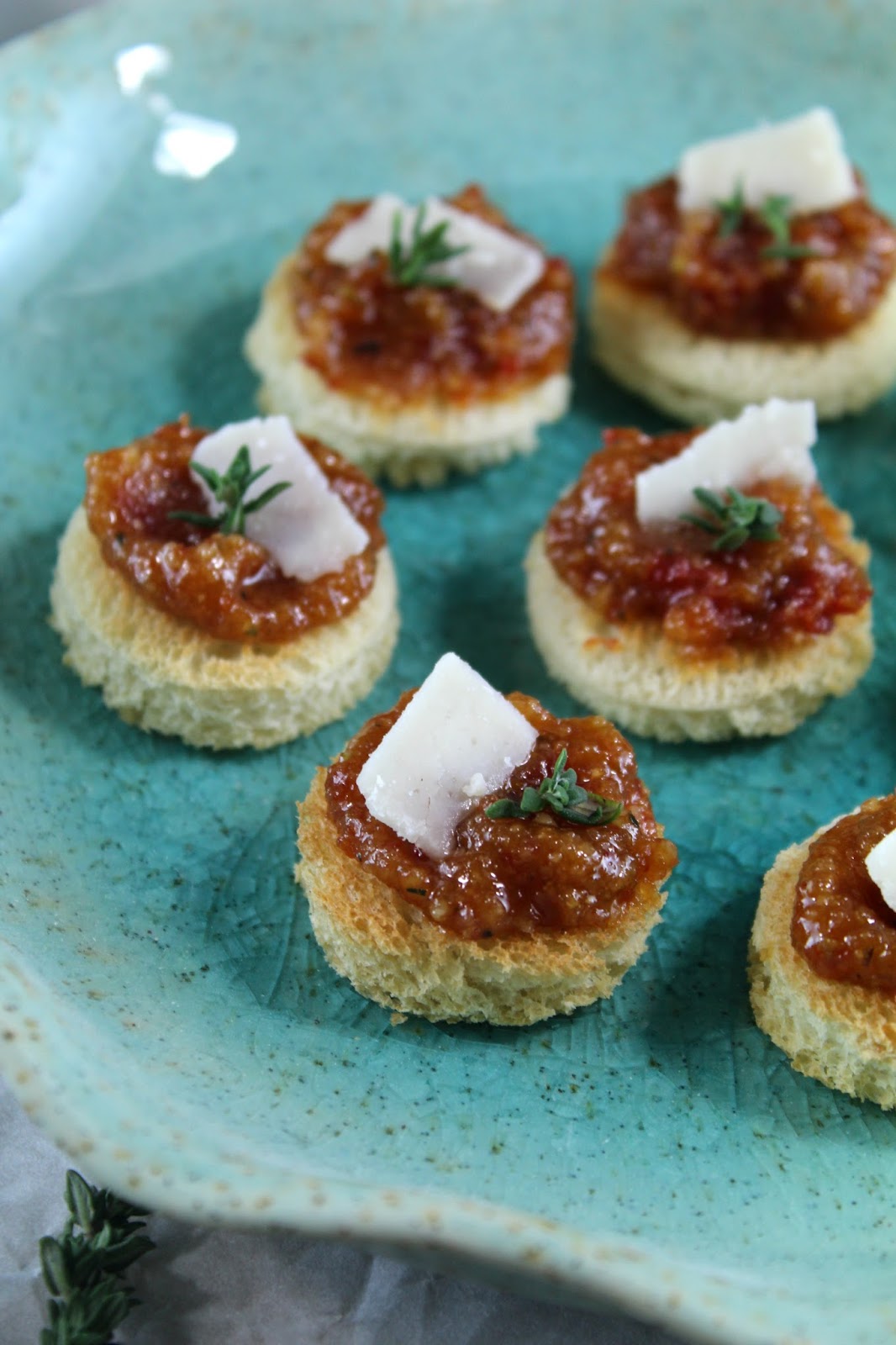 Authentic Suburban Gourmet: Sun-dried Tomato Pesto Canapés | Friday ...