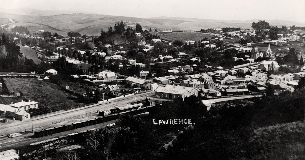 transpress nz: Lawrence, Otago, a century ago showing its railyard