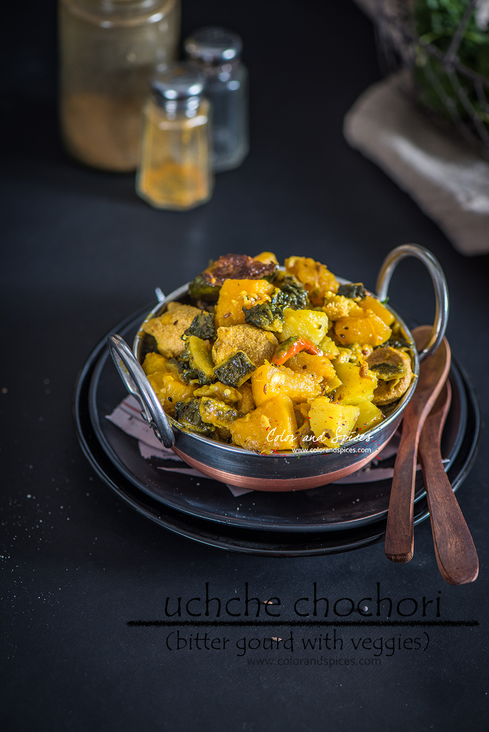 Color and Spices: Uchche chochori...