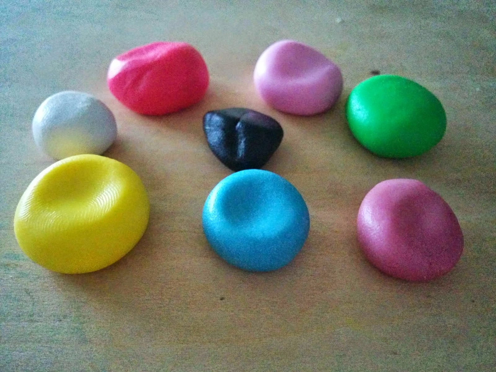 How to make cold Porcelain clay - photos - step by step process!!