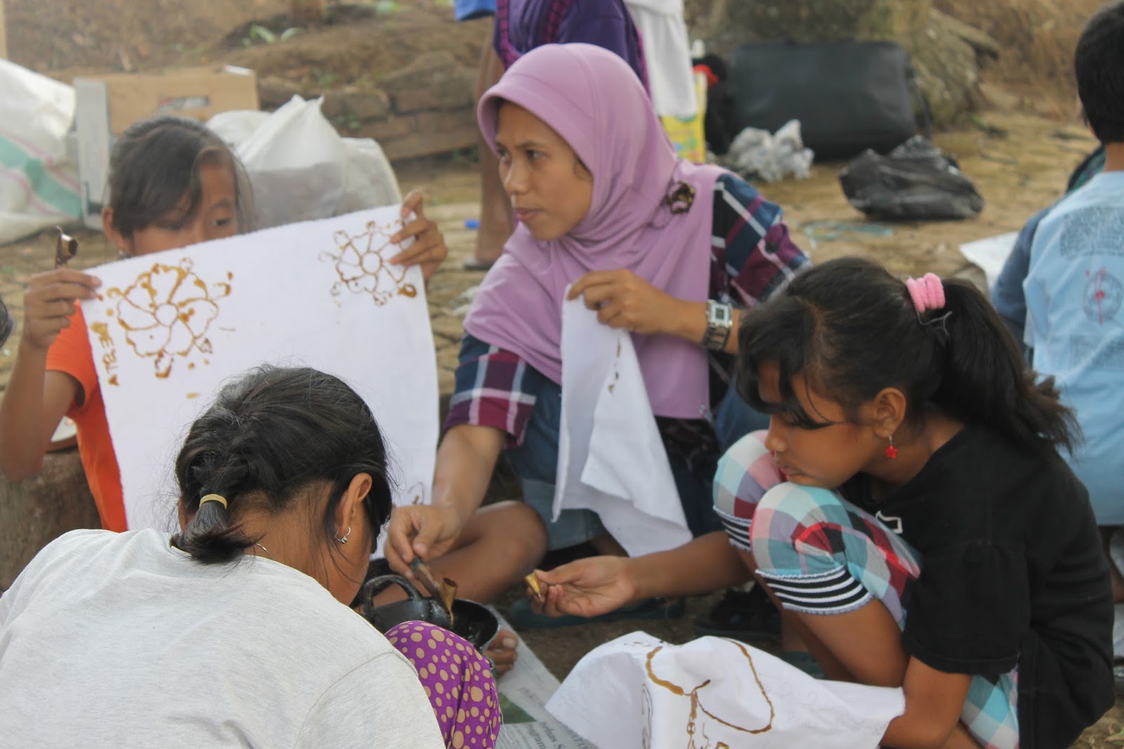 MUNCUL RIVER TUBING: ROWOBONI