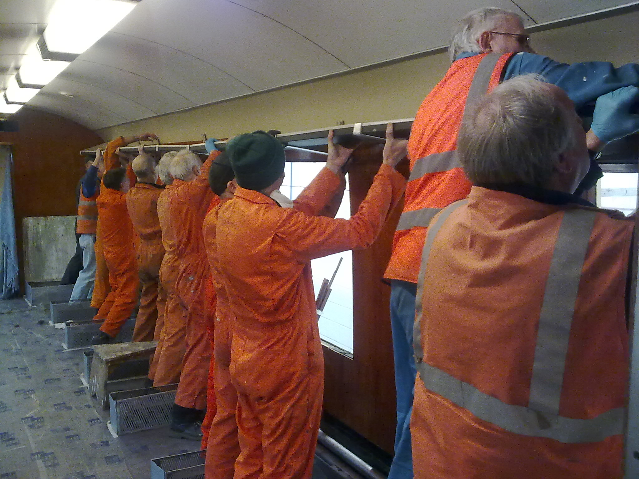 Meet the Teams - Indoor Gang