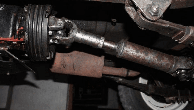 Propeller Shaft Problems : 4 Common Damage Parts