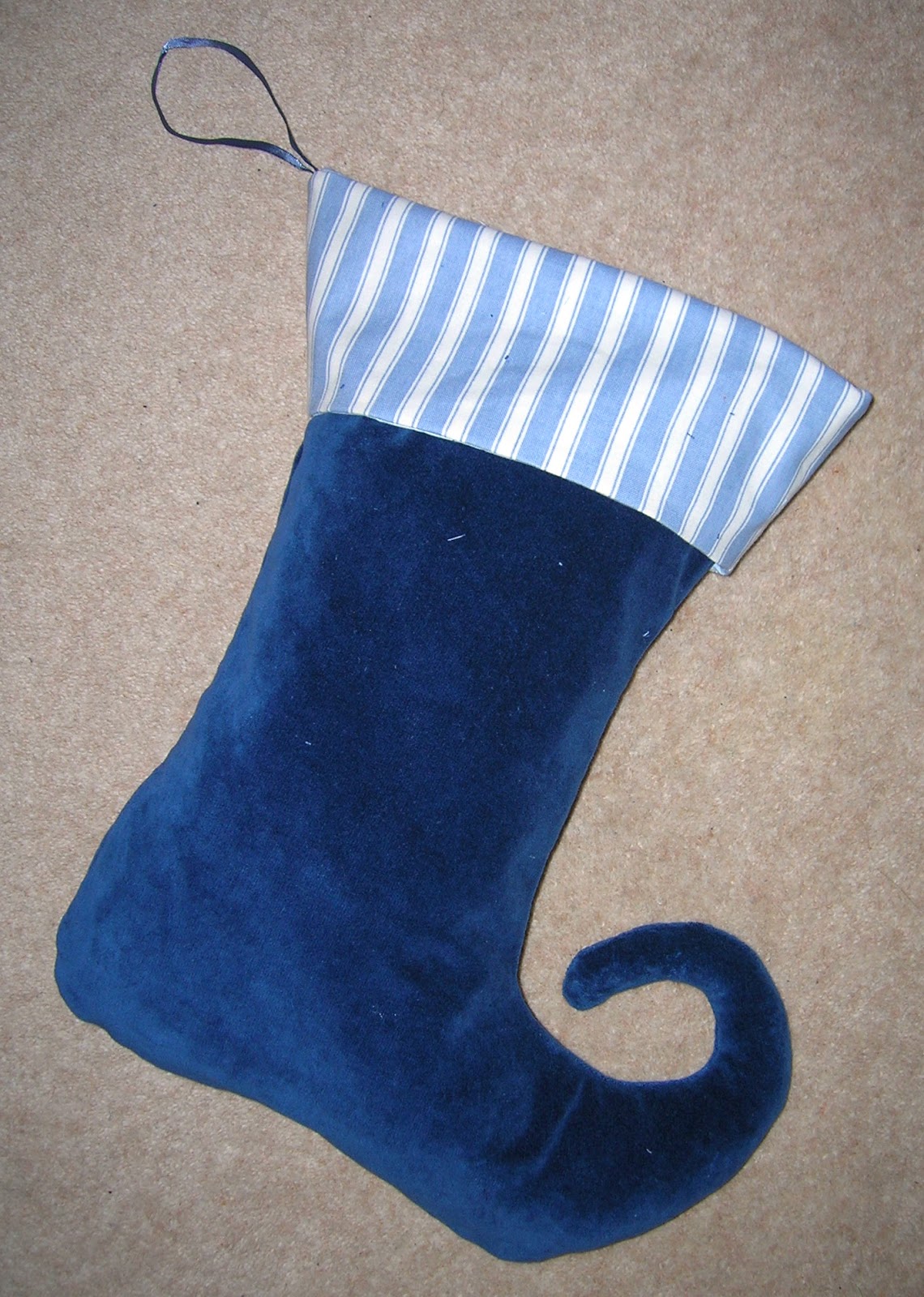 Sew Ruthie Style: Blue velvet Christmas Stocking