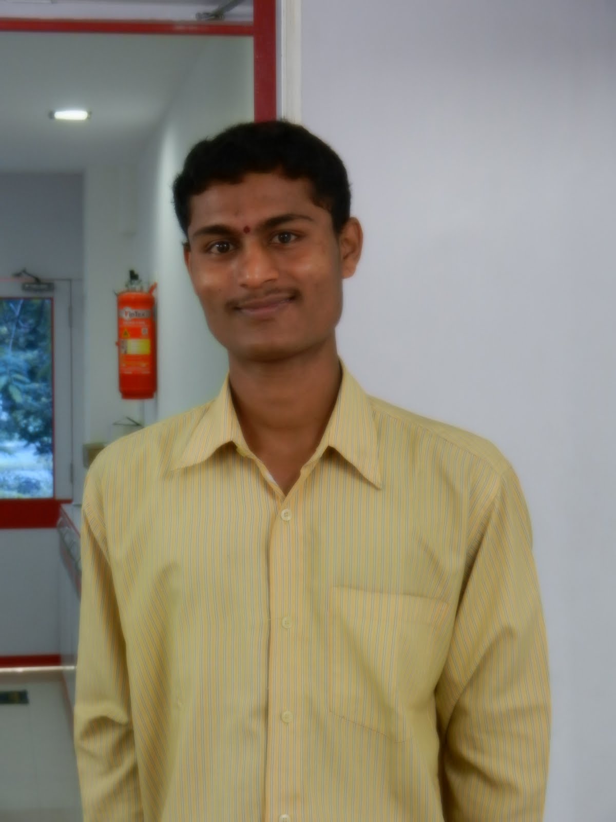 Adventures in INDIA: A little Indian Culture ..Red Dot... Bindi