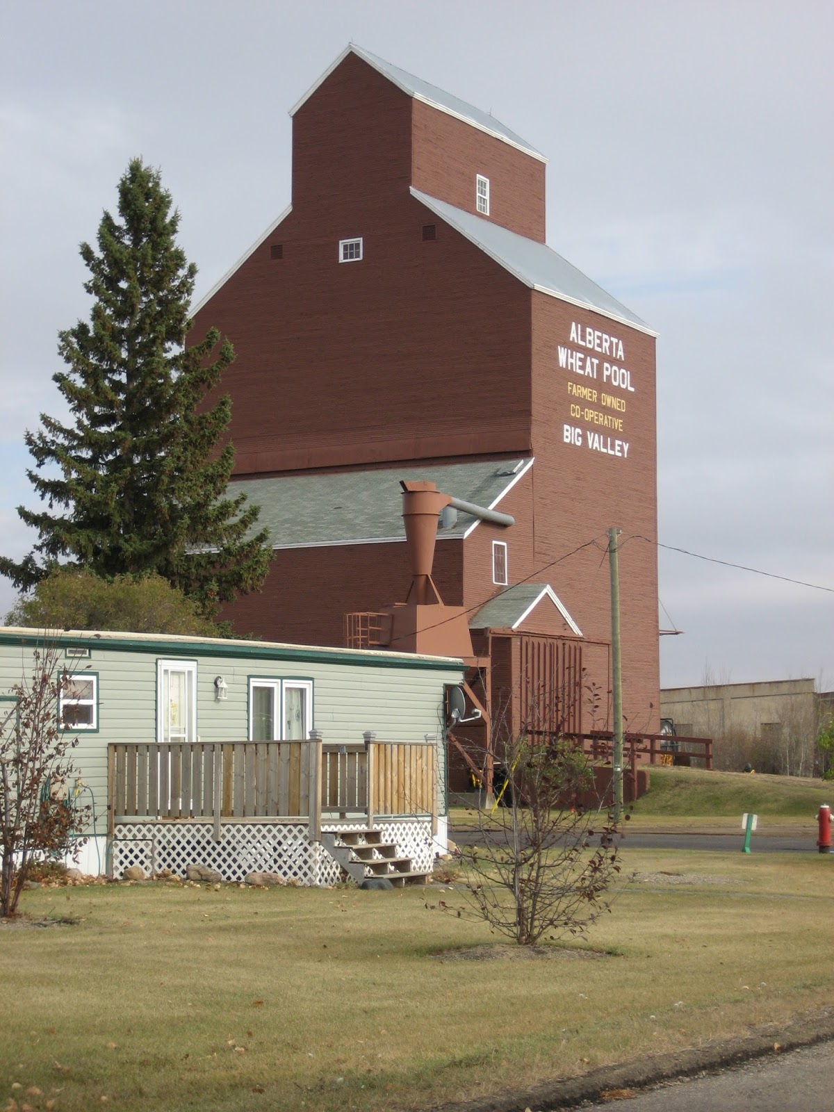 Essay-eh: Traditional style prairie elevators changed and repurposed