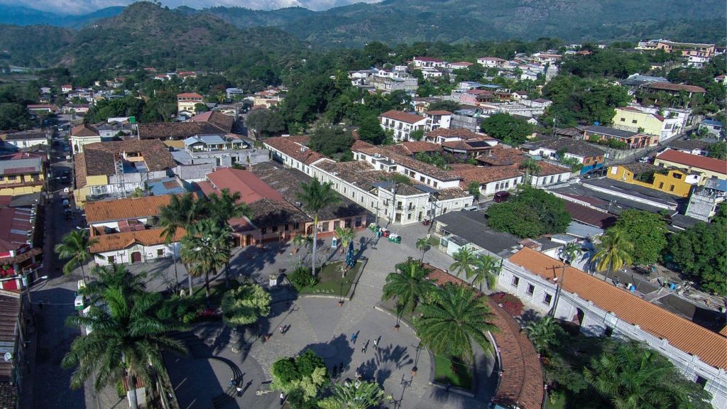 5 LUGARES TURISTICOS DE HONDURAS: - LOS 5 LUGARES MAS TURISTICOS DE HONDURAS-