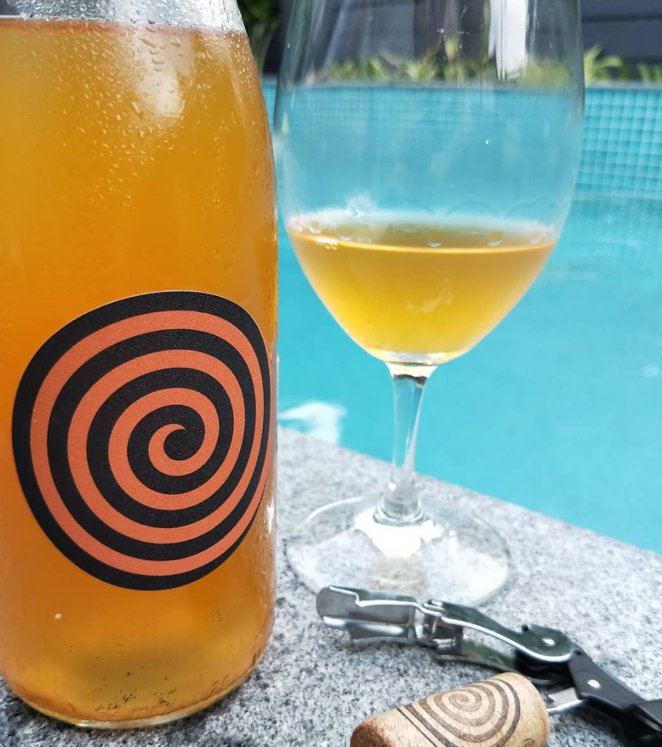 Alkimi Whole Bunched Marsanne 2019 - QWine Reviews