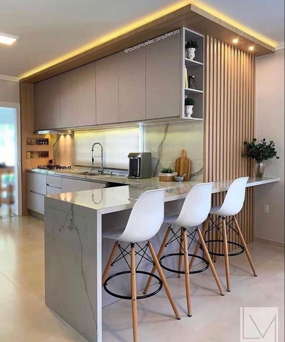 Different ideas for using wooden planks in interior design