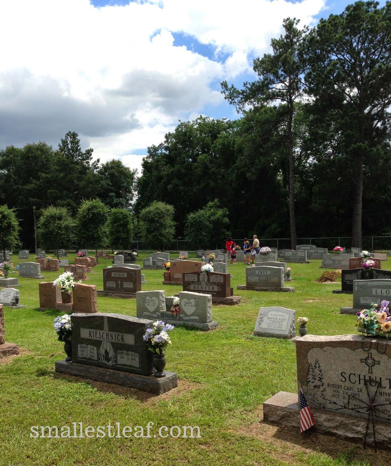100 Years in America: Little girls, family trees and a cemetery trip
