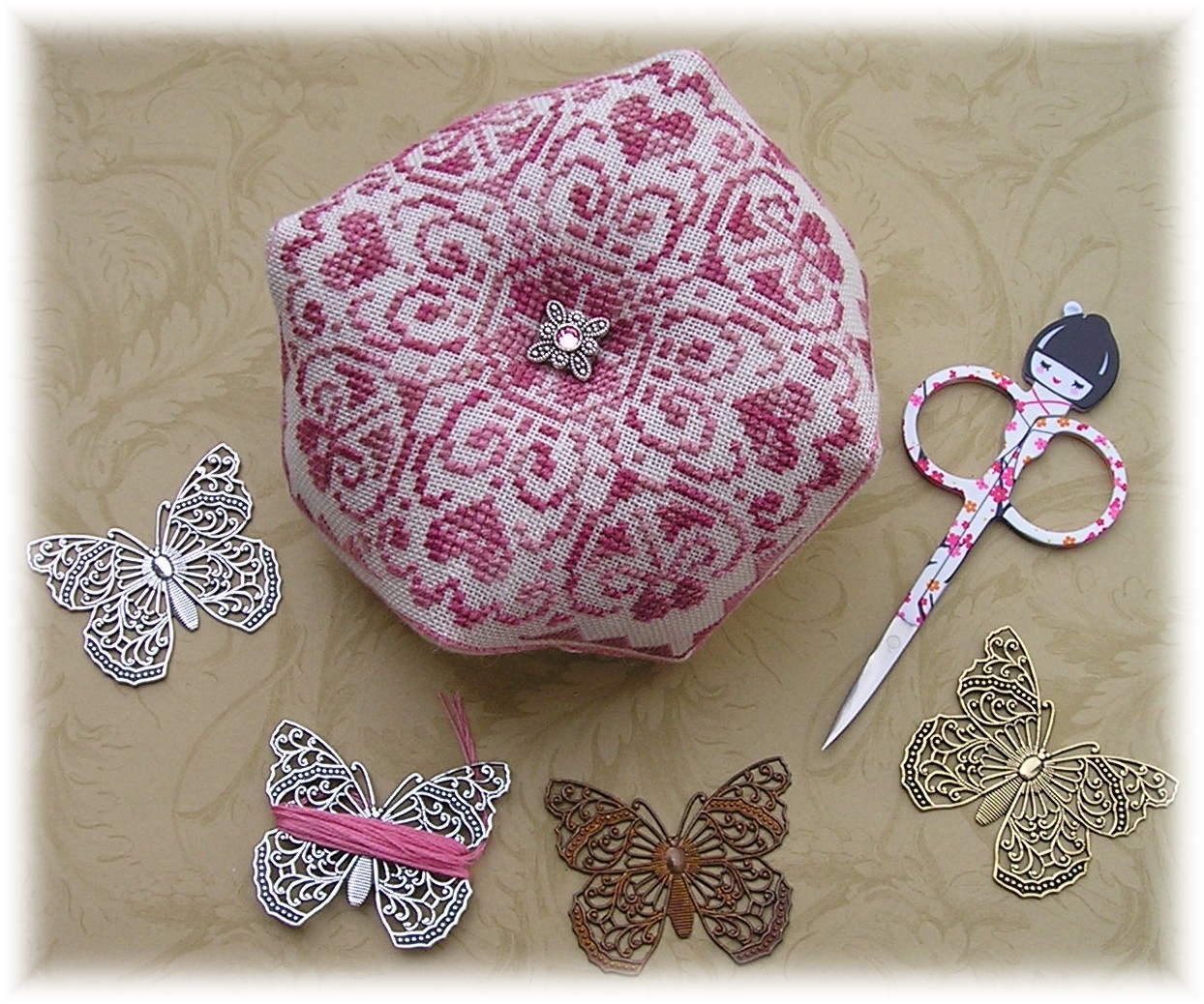 Freebie Gallery: April 2011