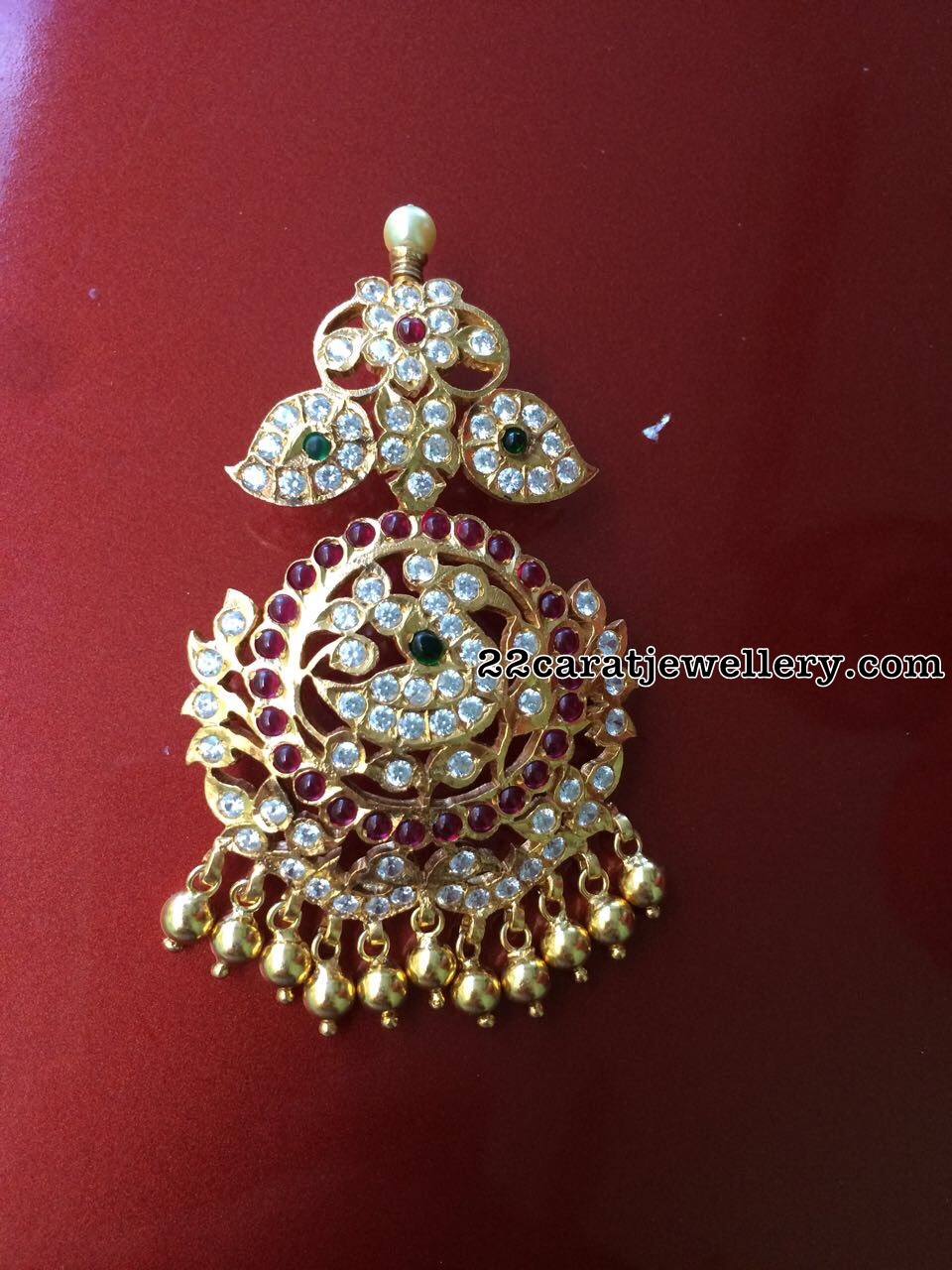 Pretty Pendants and Earrings in Silver - Jewellery Designs