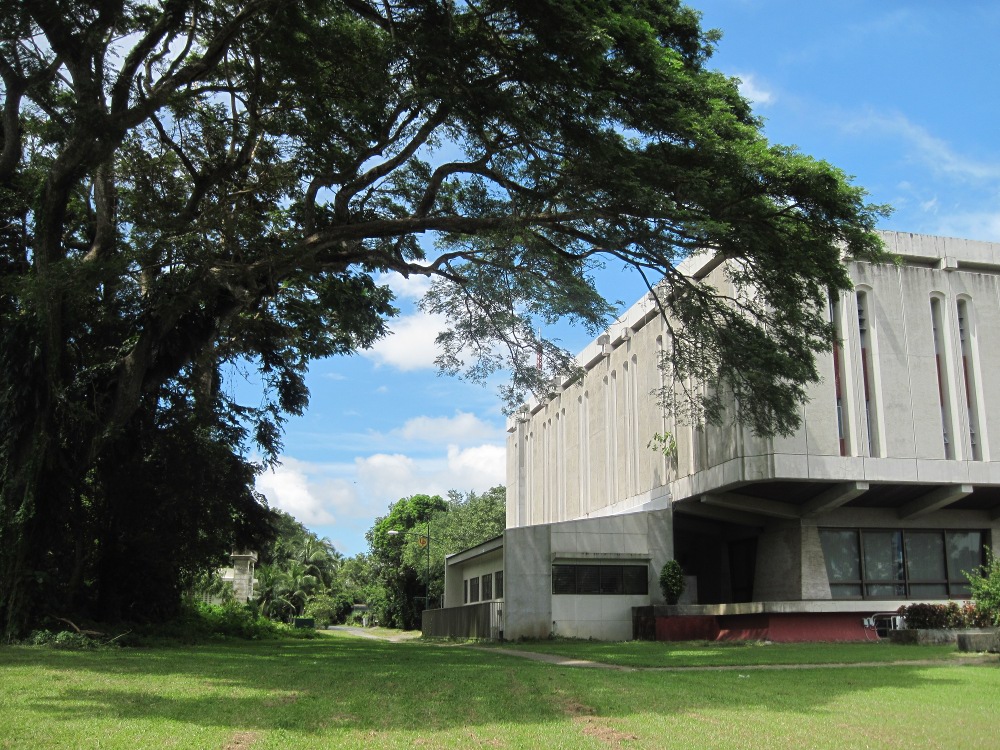 Mike Pua's Blog: The UPLB Main Library
