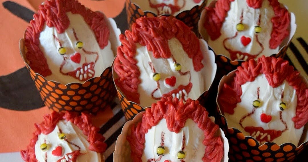 Sugar Swings! Serve Some: Creepy Clown (Pennywise from It) Madeleine ...