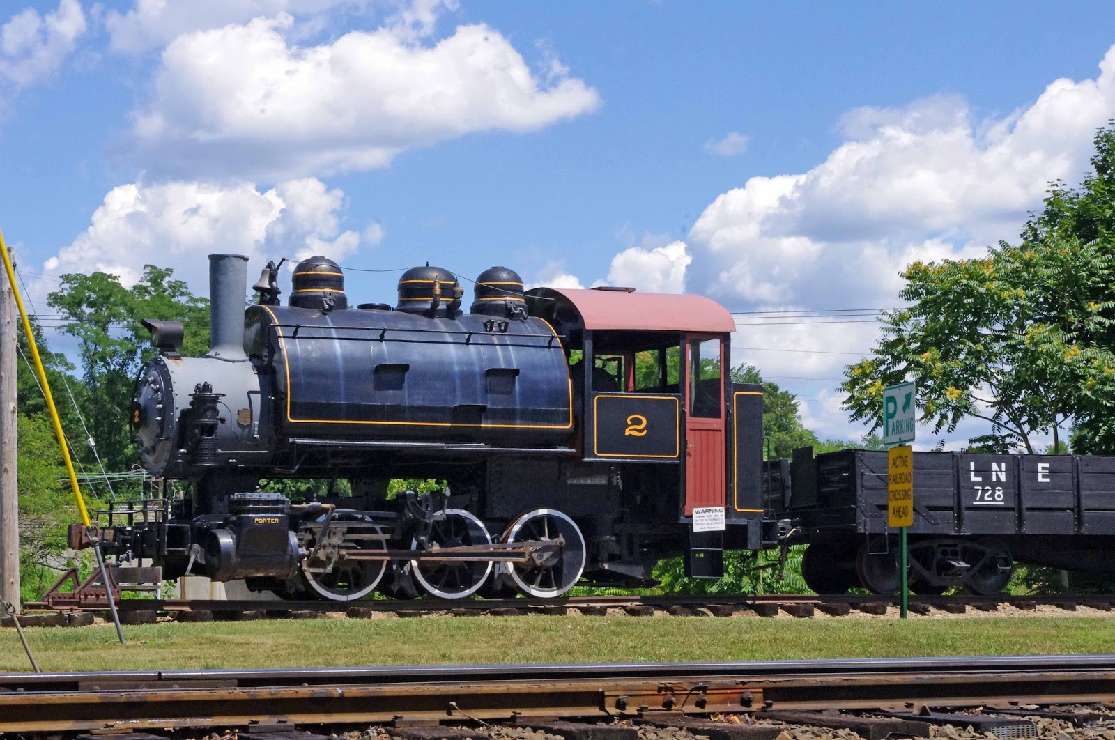 My Railfan Travel Blog: Day 5.5, part 2, Essex Steam Train and Riverboat