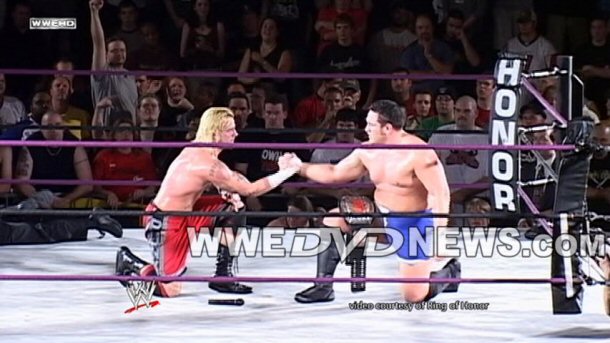 Imágenes: CM Punk recuerda su tiempo en Ring of Honor en su nuevo DVD ...