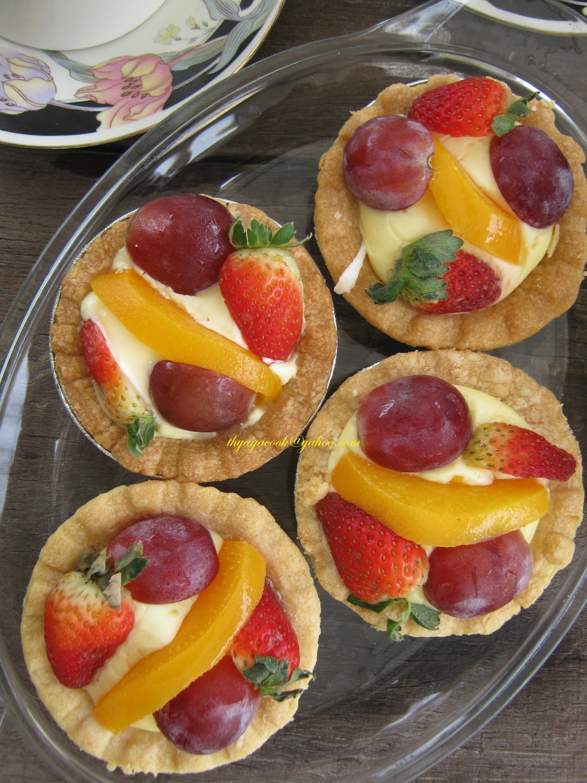 KARI LEAFS ... Malaysian flavour's: CUSTARD FRUIT TART