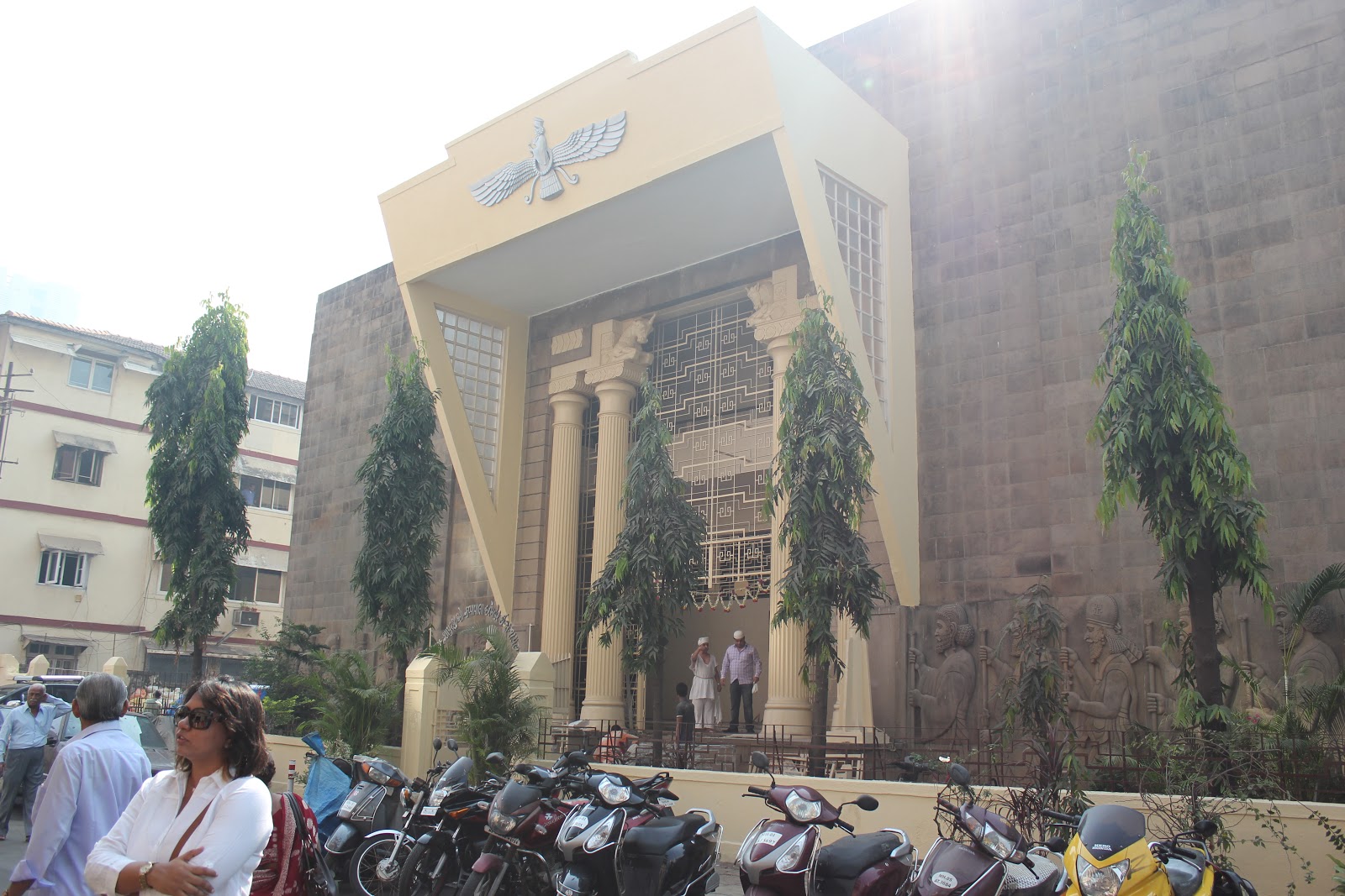 Expatliv: A Parsi in Mumbai