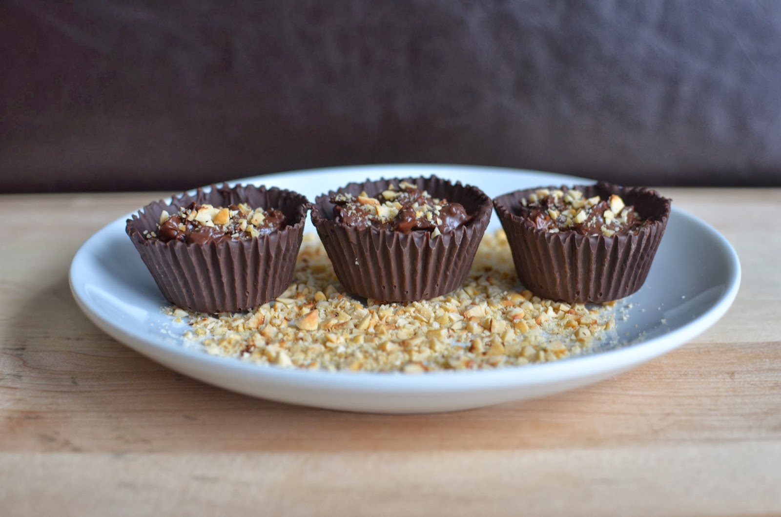 Playing with Flour: Chocolate-hazelnut cups (for my Valentine)