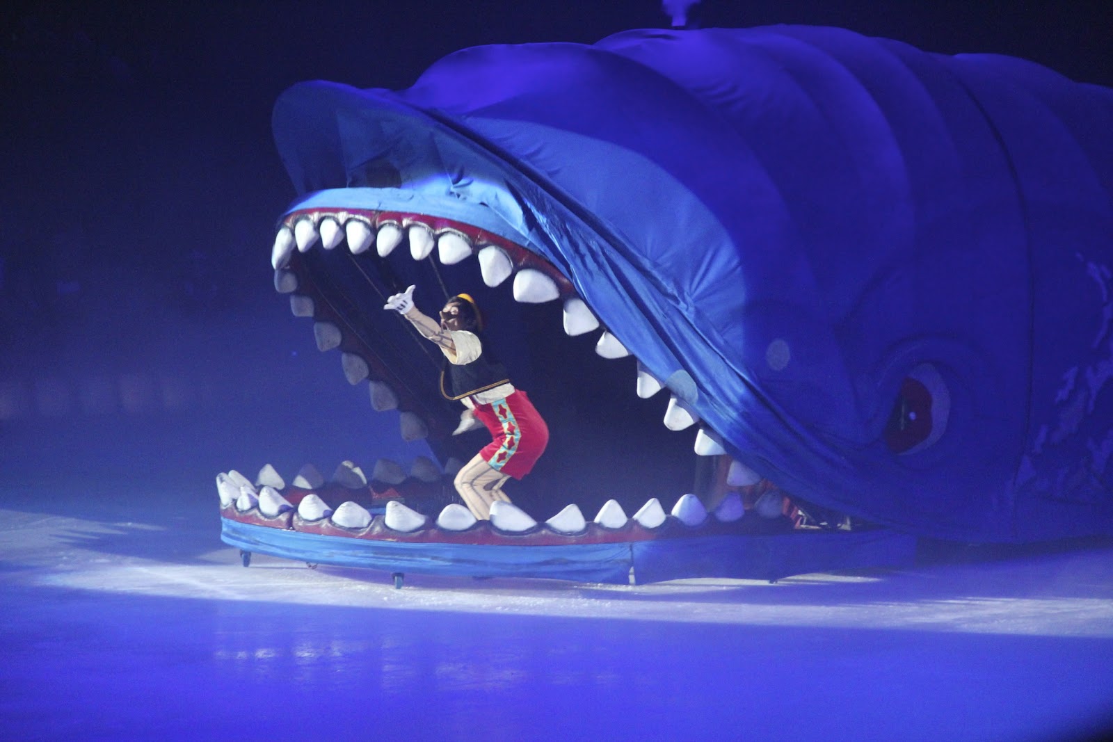 Delightfully Random: Disney on Ice