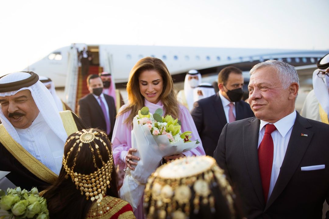 Visit to the Kingdom of Bahrain - Queen Rania's Closet ستايل الملكة رانيا