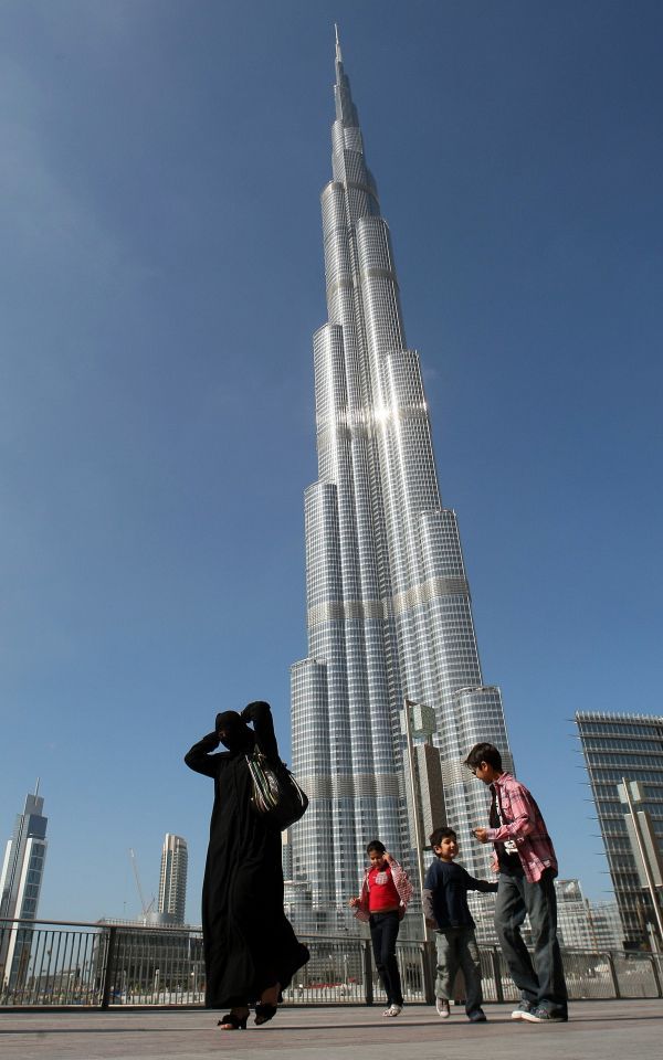 The tallest tower in the world ~ Tourist Attraction