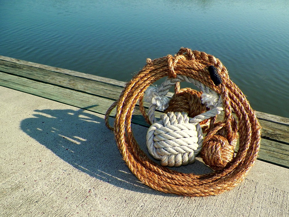 Sailor Made Ropeworks: Monkey Fists...