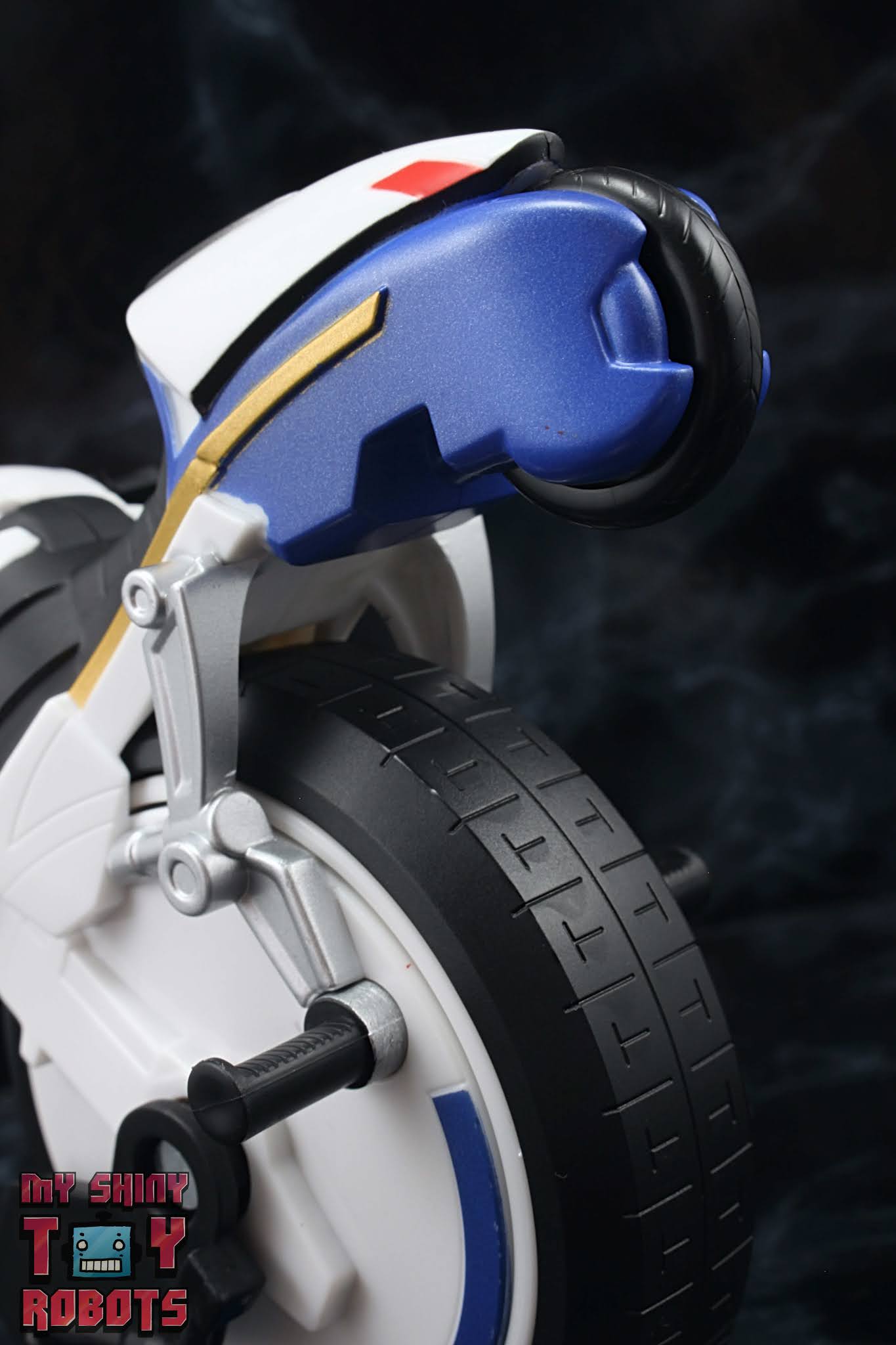 My Shiny Toy Robots: Toybox REVIEW: Power Rangers Lightning Collection ...