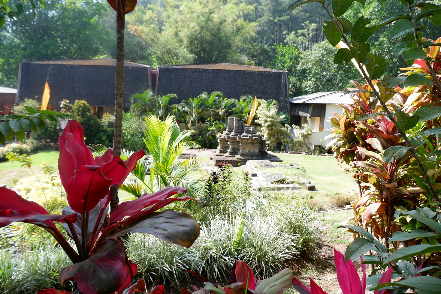 Menjadi Satu-Satunya Pengunjung di Pemandian Songgoriti Batu