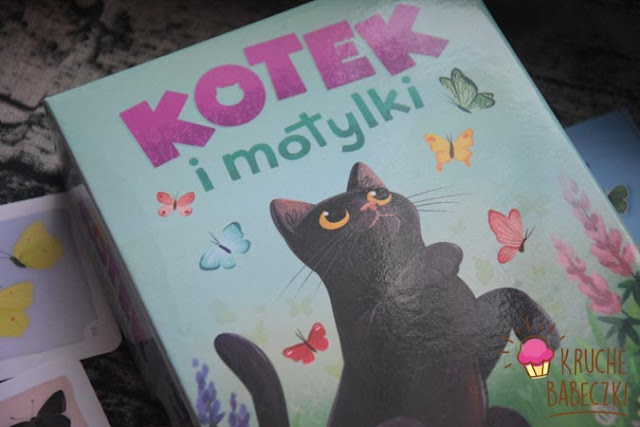 Kotek i motylki gra | kruche babeczki