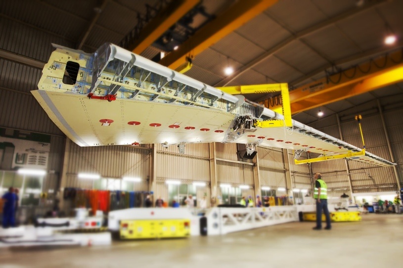 A350 XWB News: A350 carbon wing covers manufacturing technology changed ...