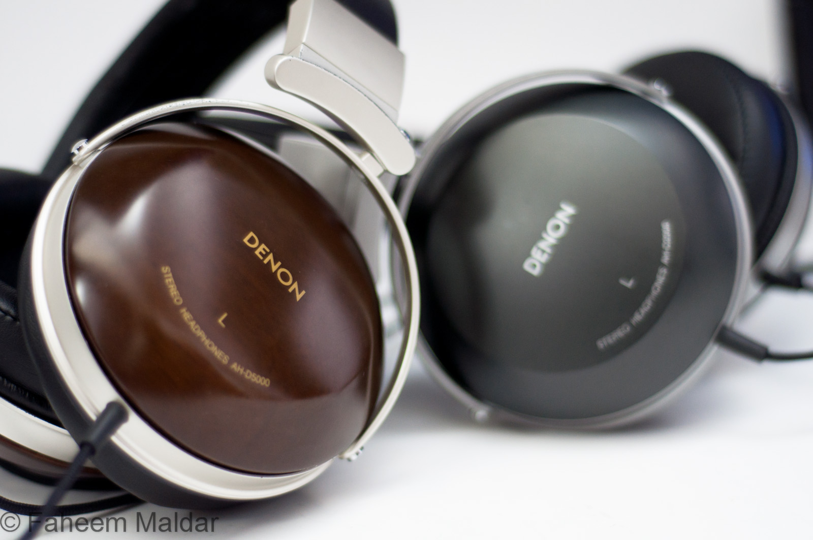 The Audiophile World: The Denon AH-D2000 - 10-years later