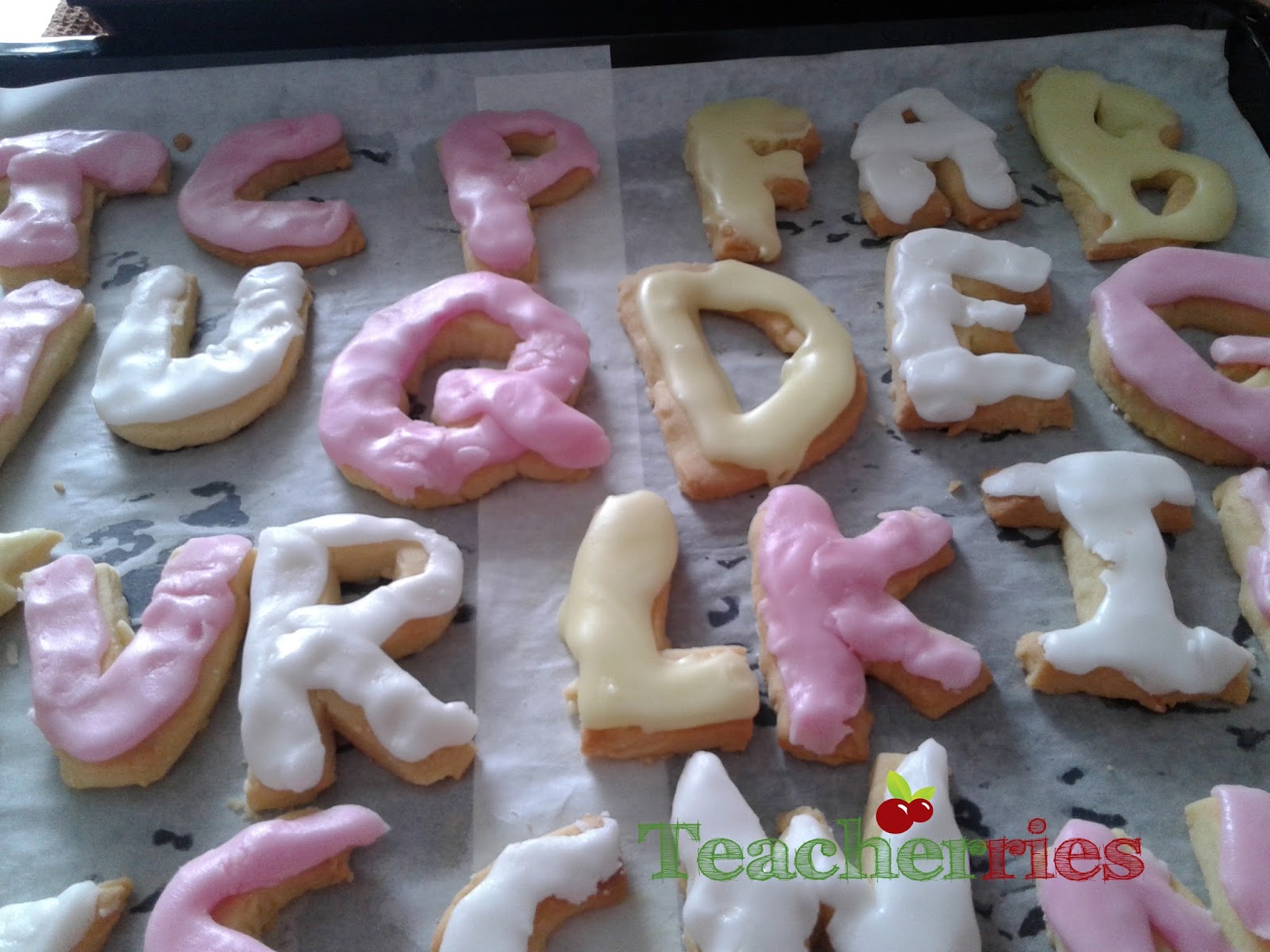 Teacherries: My ABC Cookies!!!!