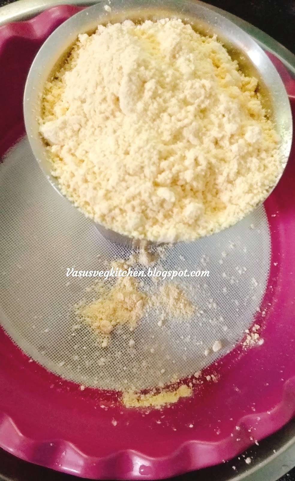 Vasusvegkitchen: Besan Ladoo, How to prepare Besan ladoo at home easily