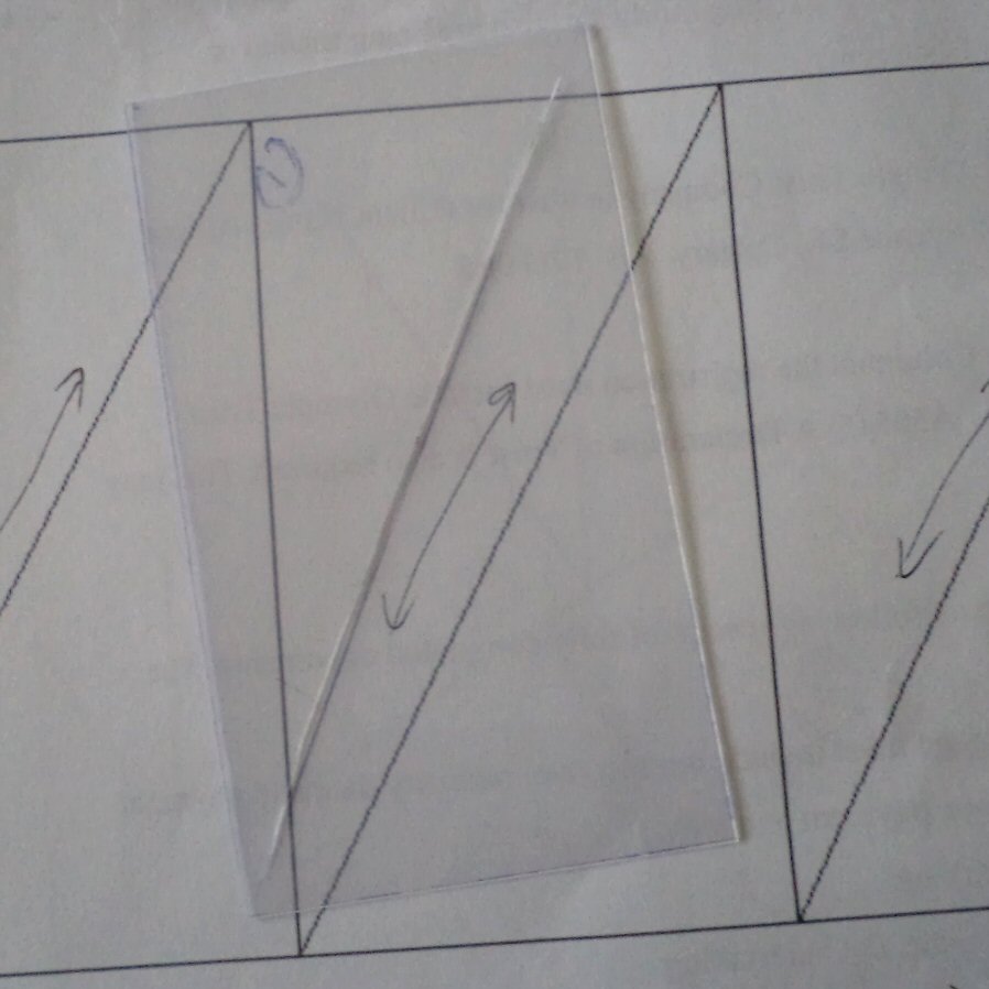 eSheep Designs: Self-Closing Fabric Origami Twist Box