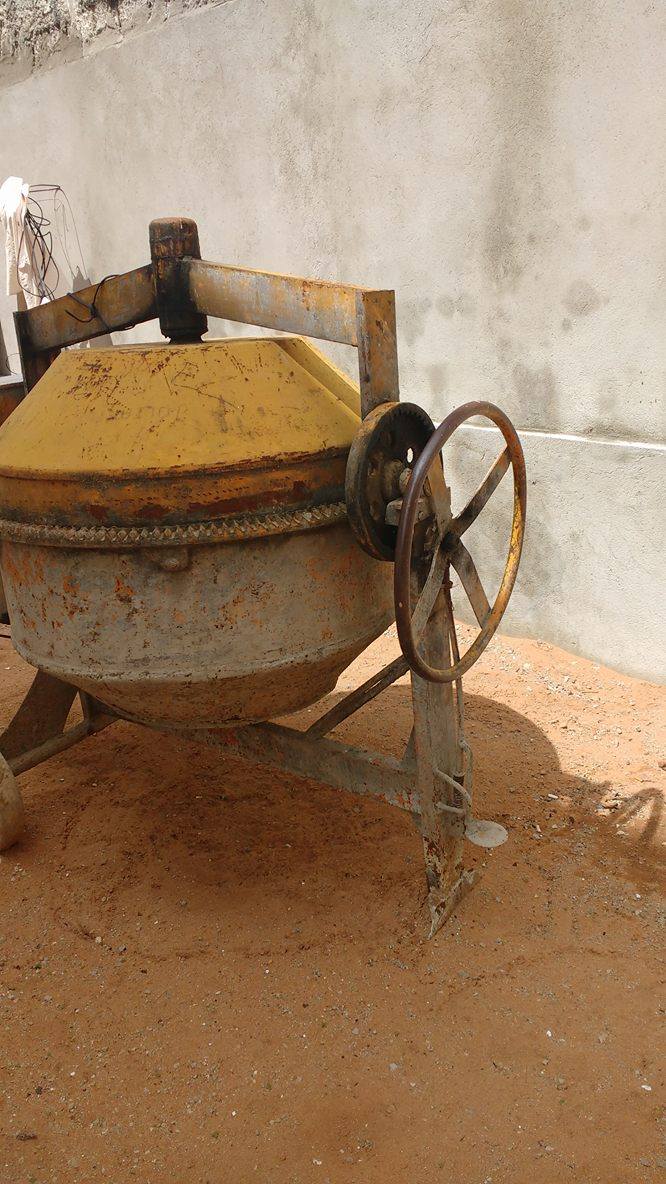 Classificados: Betoneira 400 Litros - Usada R$ 1200,00 - DIÁRIO POTIGUAR