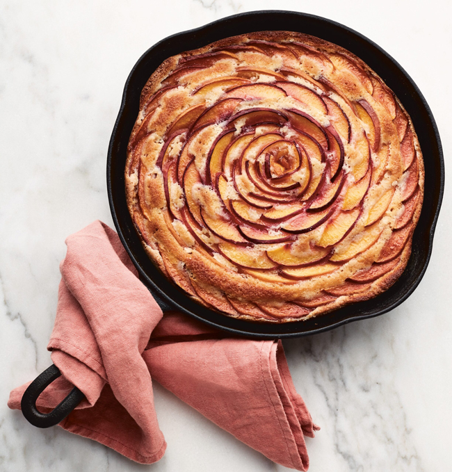 MARTHA MOMENTS: Martha Stewart's Cake Perfection - Out Today!