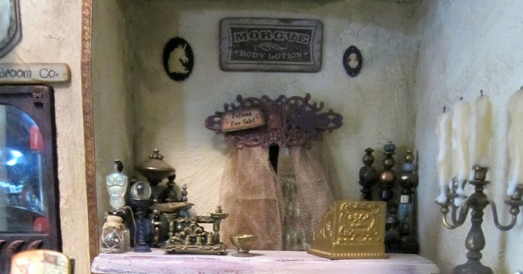 Dark Squirrel's Miniature Asylum ~: 3 Moons ~ Welcome to the shop