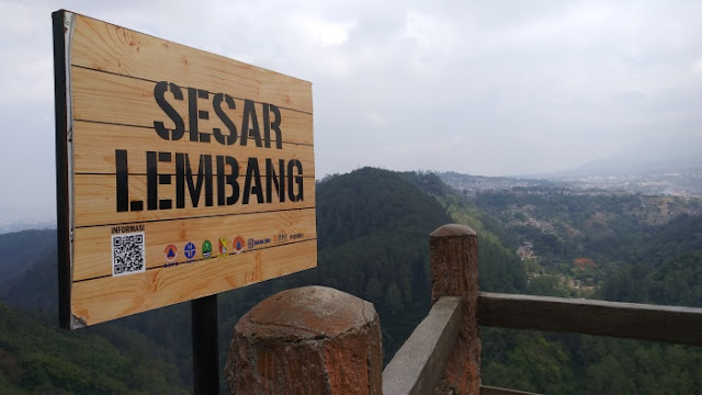 Sesar Lembang di Tebing Keraton ; Bahaya Bencana Dibalik Keindahan Alam ...