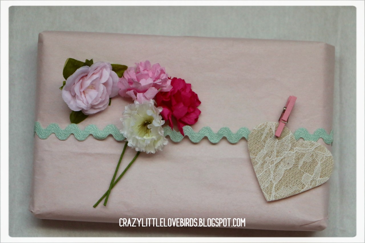 Simple, Creative, Pretty Gift Wrap Ideas.- A DIY Post.
